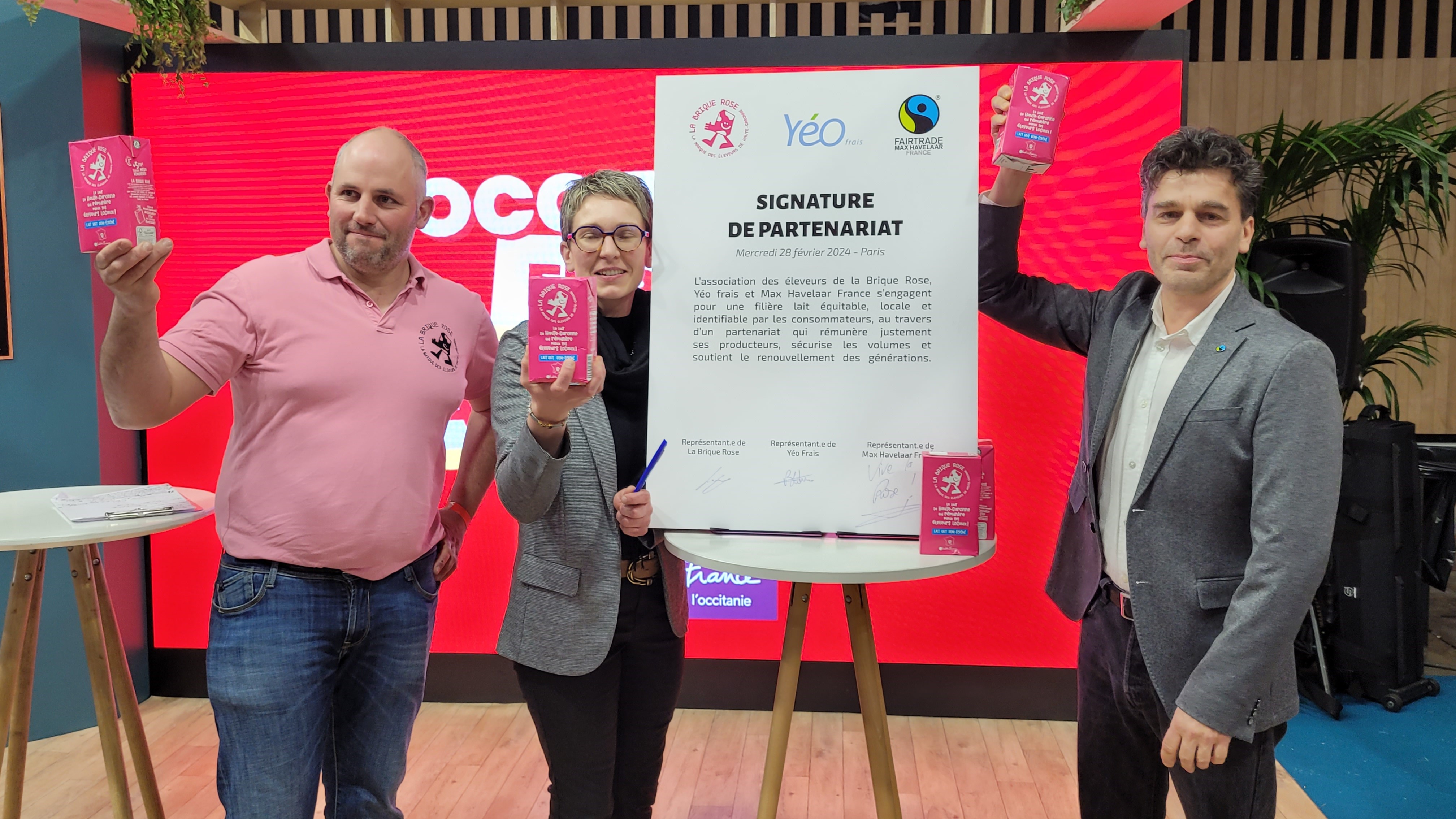 TVDiCi - L’association des éleveurs de La Brique Rose, YéO frais et Max Havelaar s’engagent pour ...